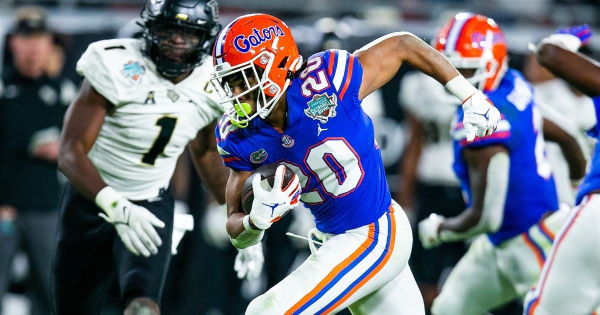 Malik Davis signing with Dallas Cowboys