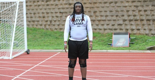 Virginia among those recruiting 2023 four-star OT Johnny Williams IV ...