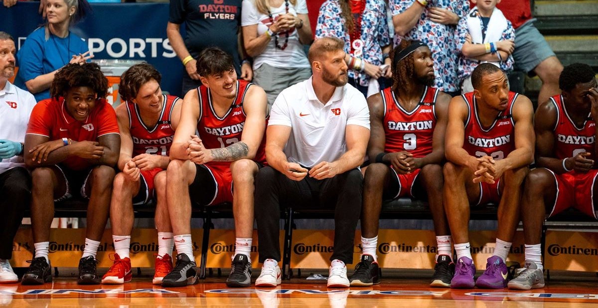 Midwestern PG has many high majors lurking