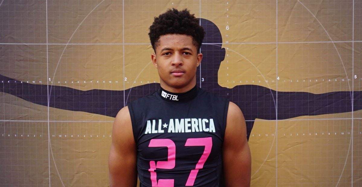 UCLA Offers Las Vegas LB Benjamin Hudson
