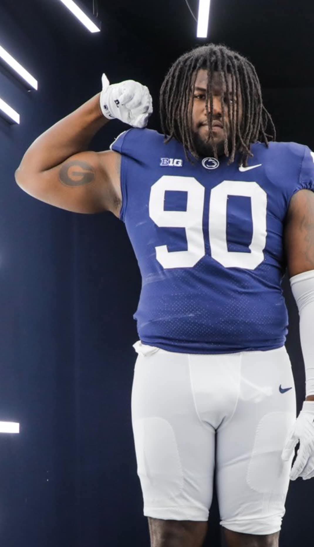 Bear Alexander repping the G on Penn St visit