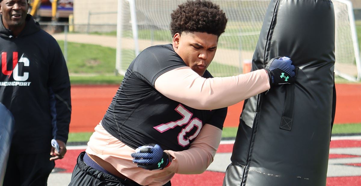 Big DT says yes to Red Wolves