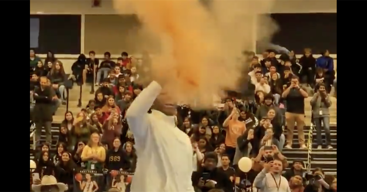 Watch: Alfred Collins commits to Texas