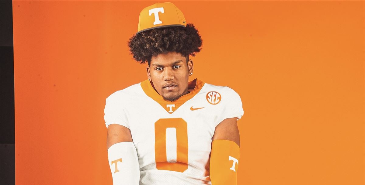 GoVols247 Podcast: Big Georgia DL commits to Tennessee