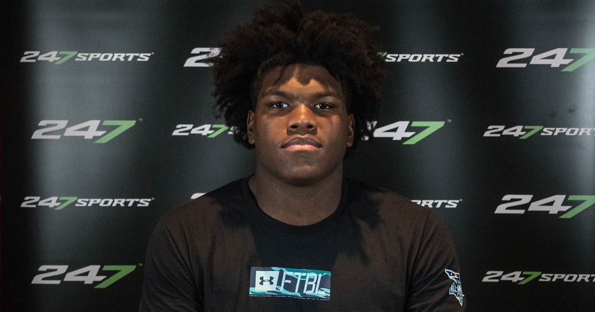 Five-star Broderick Jones goes in-depth on Georgia, Auburn