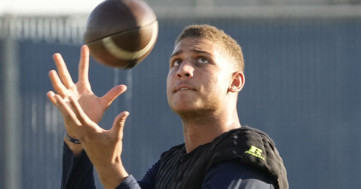 USC 5-star TE Duce Robinson explains MLB Draft plans, Deion Sanders ...