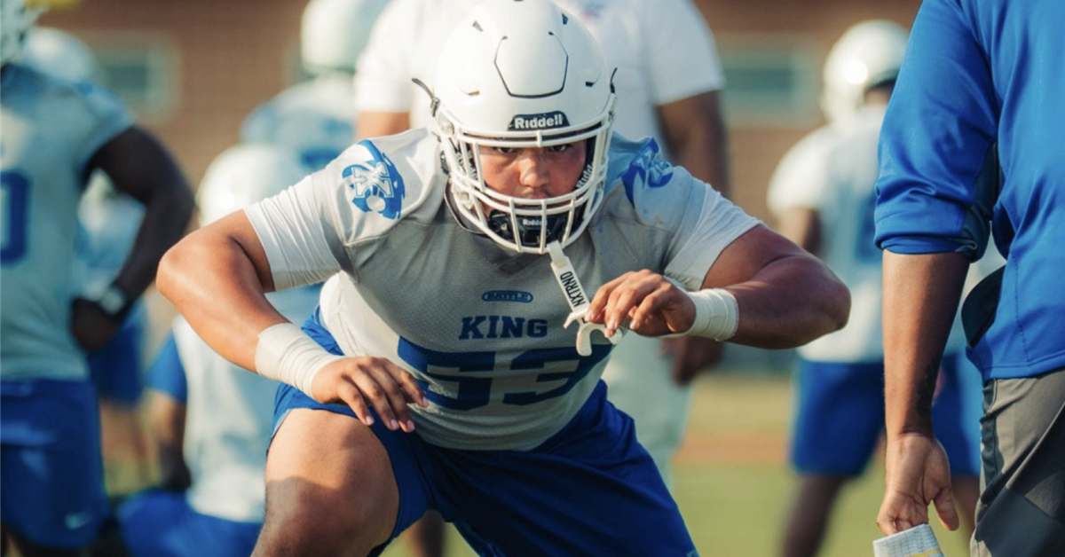 2028 newly-offered OL George Perez: 'Illinois is a huge offer for me'