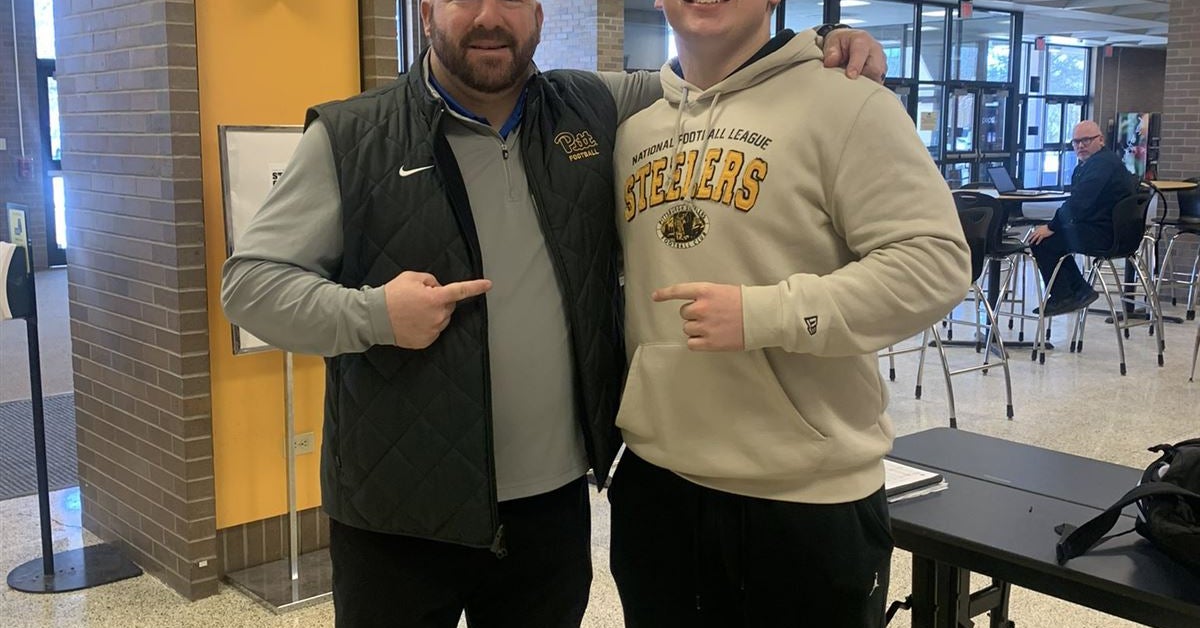 Lincoln Hoke feels the love from Pitt