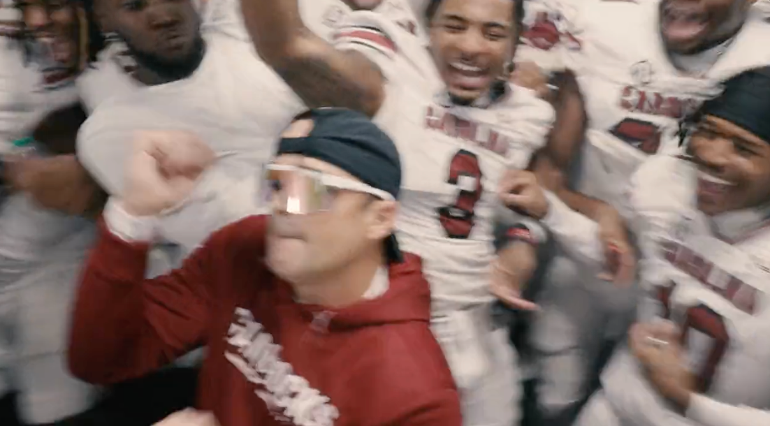 Shane Beamer trolls Mark Stoops in locker room after South Carolina's ...