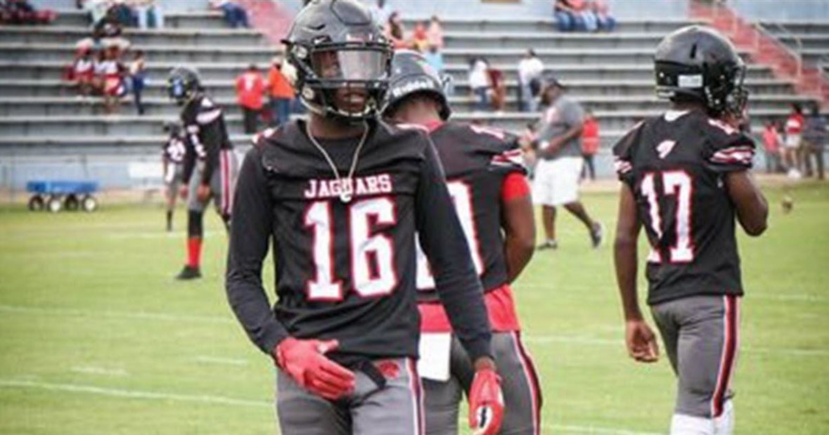 Signing Day: JaCobee Bryant picks KU football after decommitment