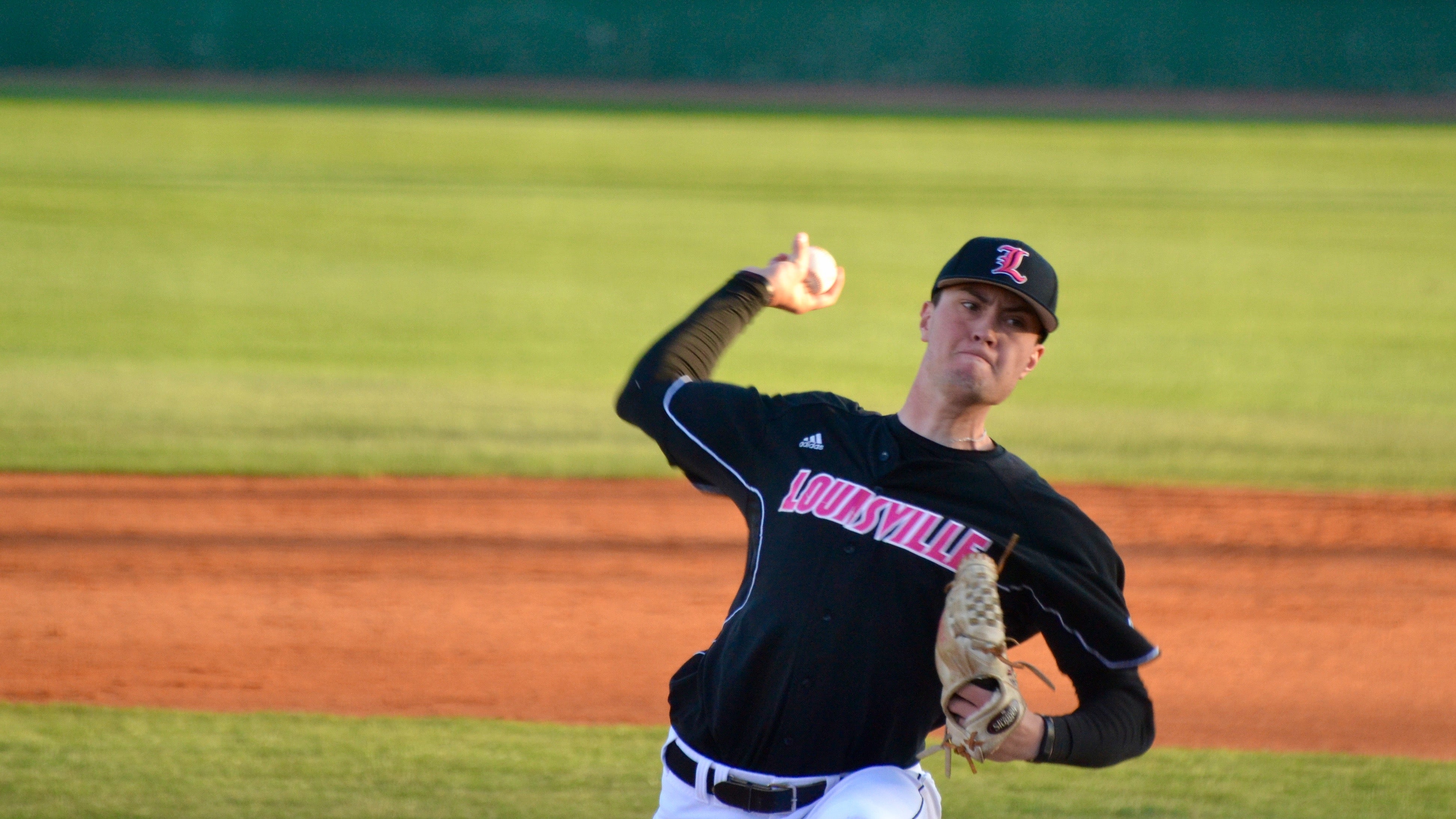 McClure going for 10-0 at Vanderbilt