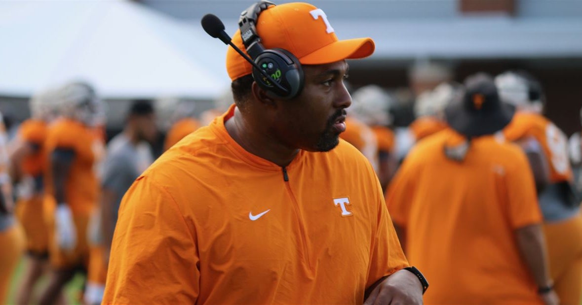 What Jerry Mack said about Vols' RBs going into Alabama game