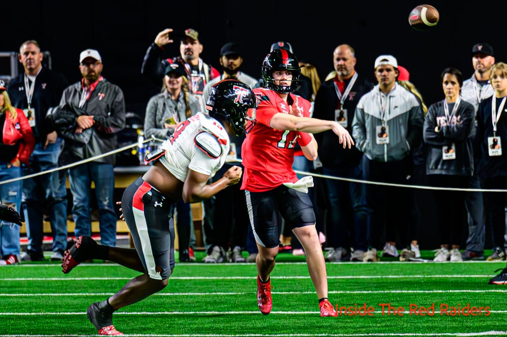 Spring Game: Photo Gallery 2, A Closer Look