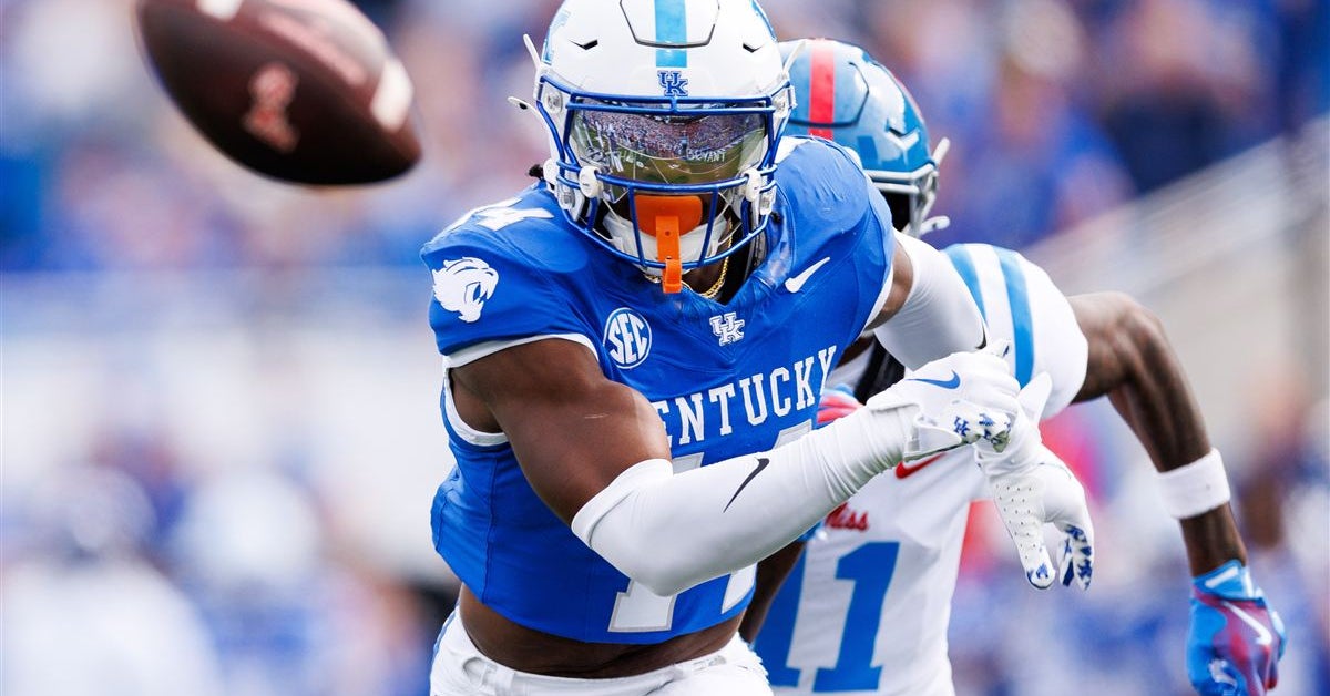 Star defensive back Ty Bryant returning to Kentucky for 2026