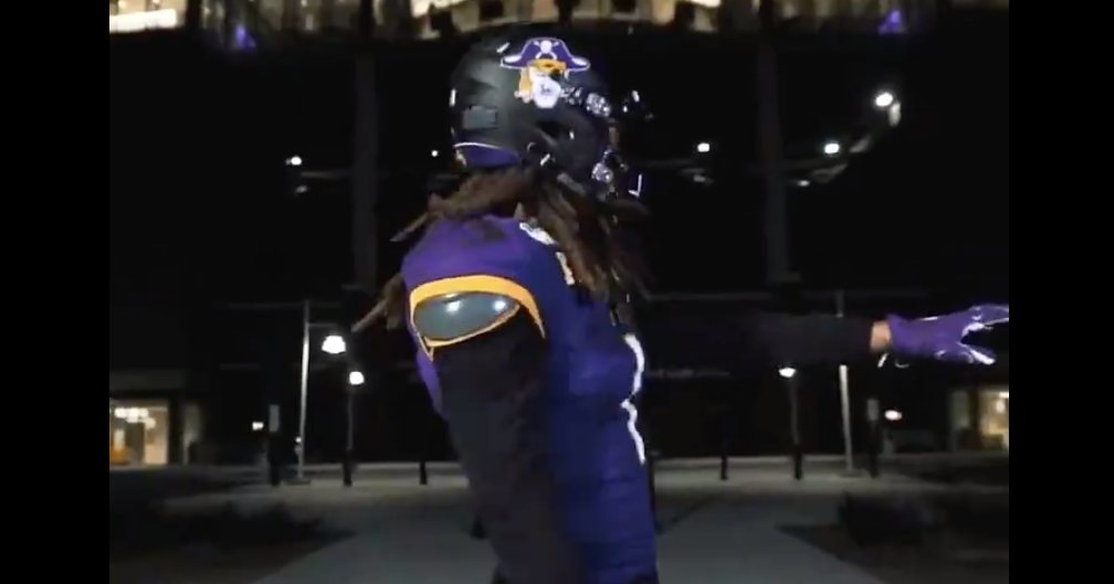 ECU reveals Senior Day uniform featuring throwback helmet