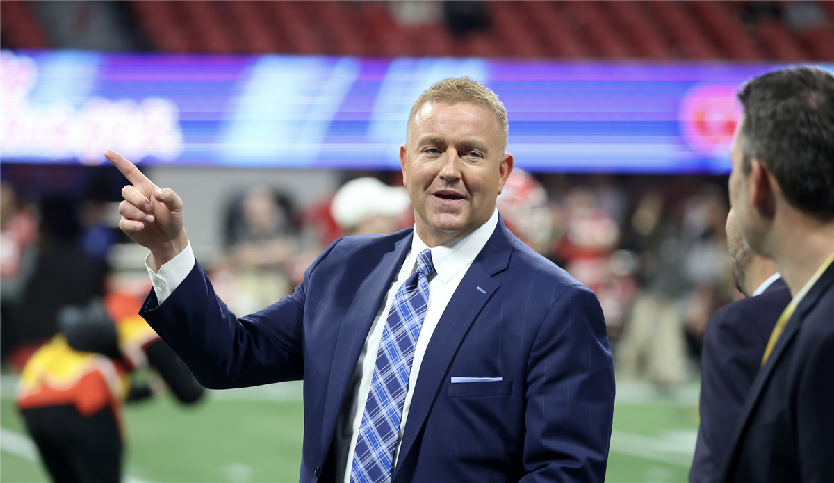 Kirk Herbstreit's son, 2025 QB recruit, throws in video on Twitter ...