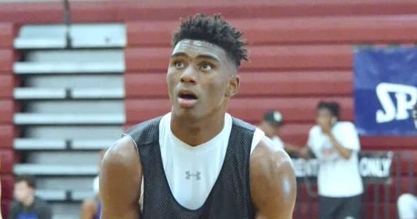2020 Four-Star Center Bayron Matos Commits to MSU Basketball