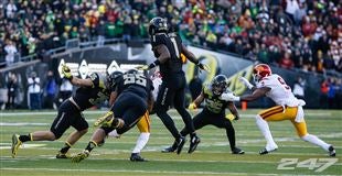 Tui Talia, Oregon, Strong-Side Defensive End