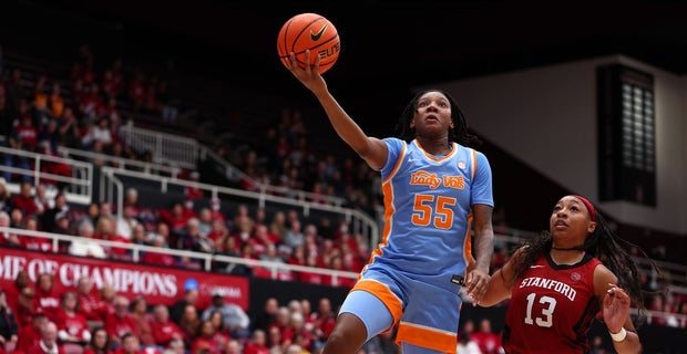 Lady Vols battle for West Coast win