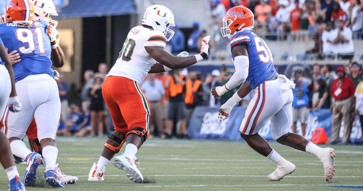 True freshman OL Zion Nelson starts at left tackle vs. Florida