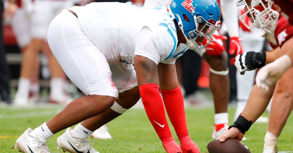 Walter Nolen, Princely Umanmielen named AFCA Coaches All-Americans