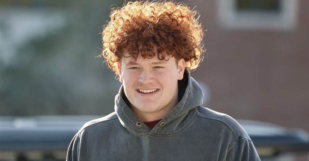 With decision to come on reclassification, 4-star DL Asher Ghioto ...