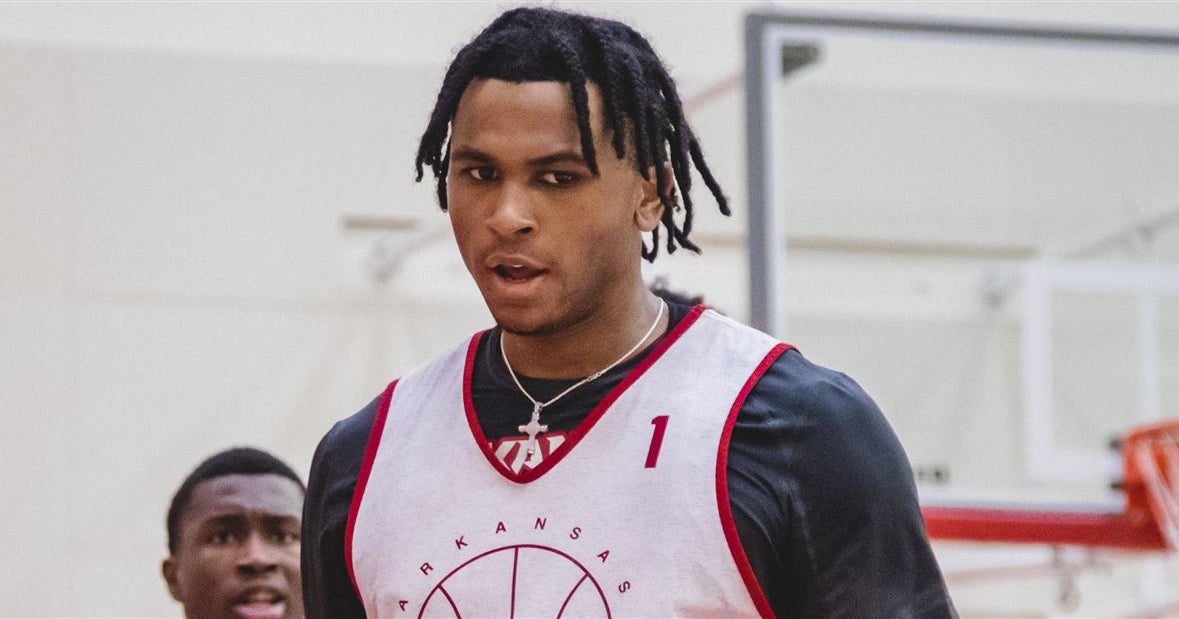 Ricky Council IV making 'wow' plays for Razorbacks