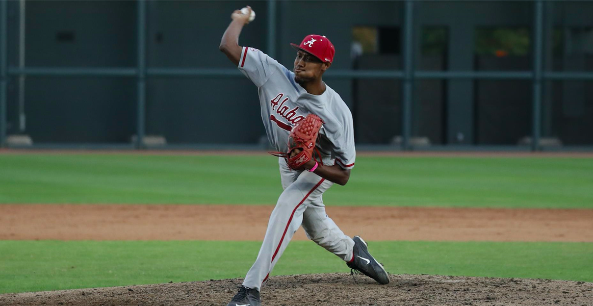 Smith's strong start not enough as Alabama loses to College of Charleston