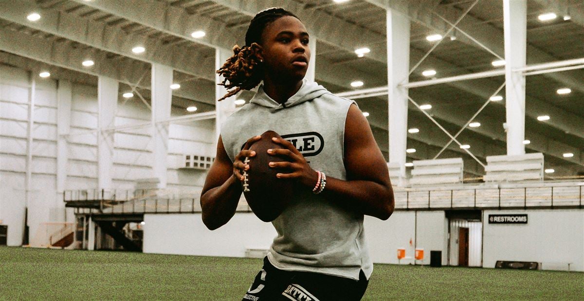 Sources: Five-star QB Maalik Murphy expected to visit Texas next week