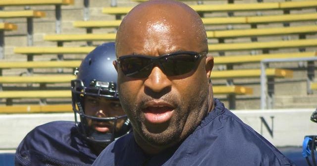 Cal DL Coach Fred Tate Goes Full Speed