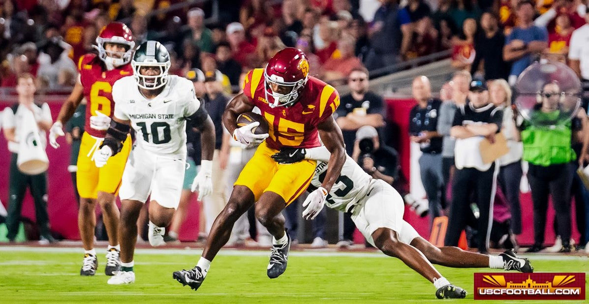Lincoln Riley praises USC's depth, versatility on field and sideline