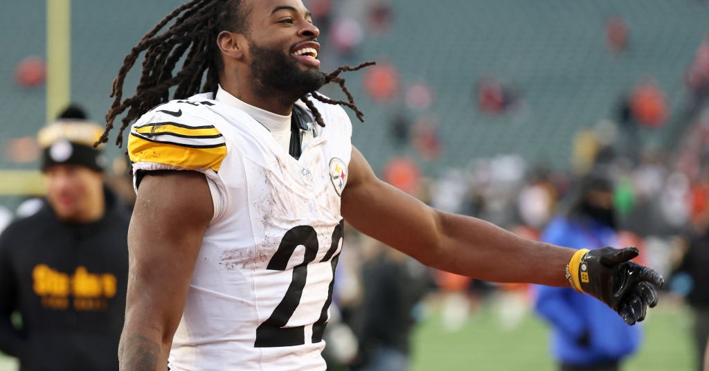 Why Najee Harris blames Pat Freiermuth for having to sit out the first ...