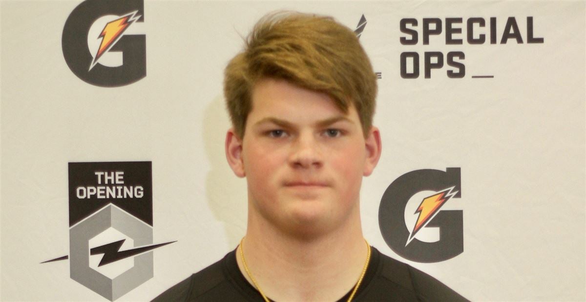 2021 Bennett Pitcher, former four-star OT, commits to Harvard