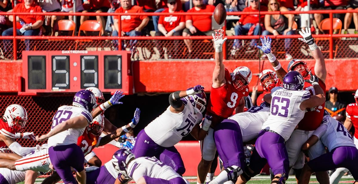 Report Card: Nebraska defense shines in Northwestern win