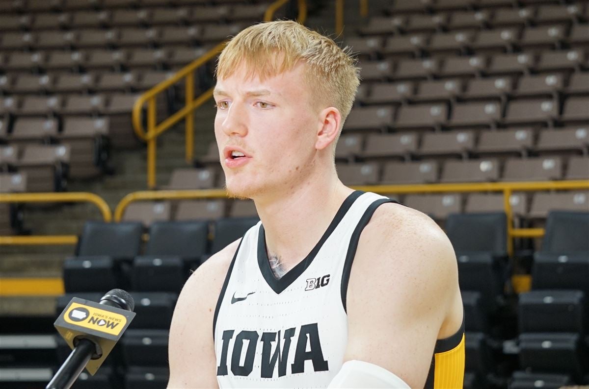 Even Brauns embracing new role with Iowa basketball as he makes his ...