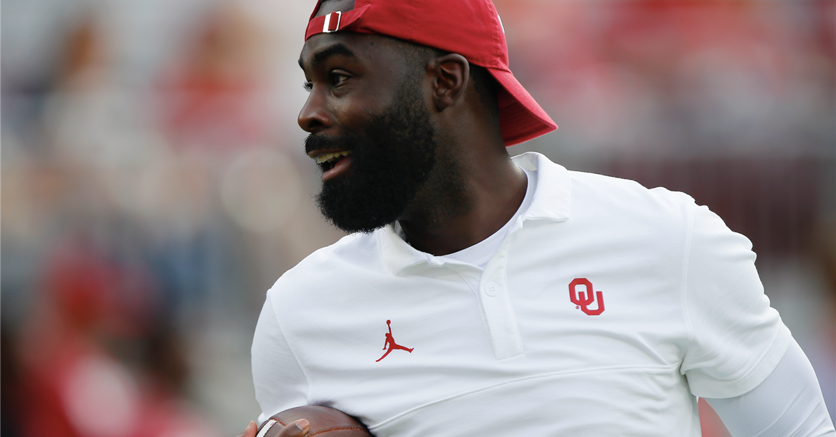 Kentucky officially names new wide receivers coach