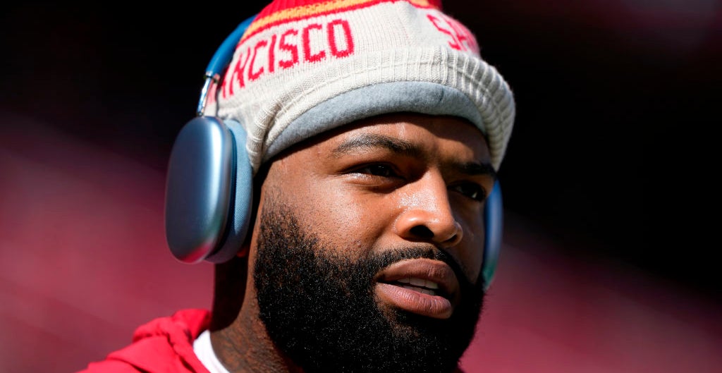 Trent Williams gets ejected from the game after getting punched in the head