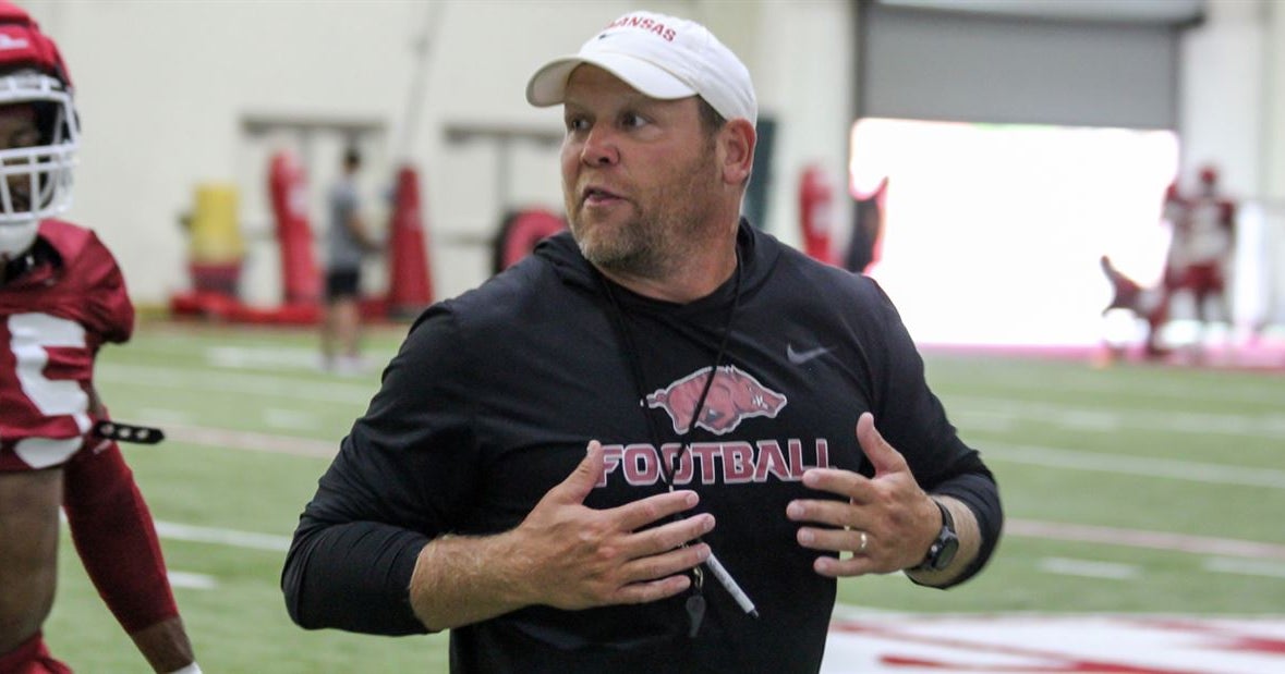 UNLV football hiring Arkansas DC Barry Odom as head coach, per report