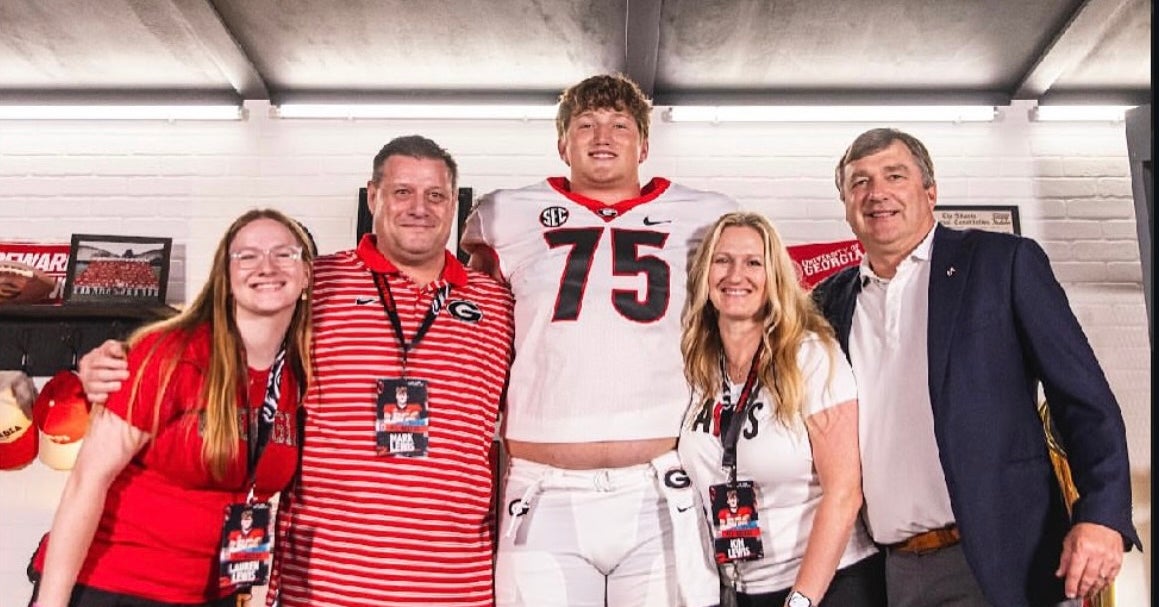 Zach Lewis, Graham Houston familiarity with one another helped build ...