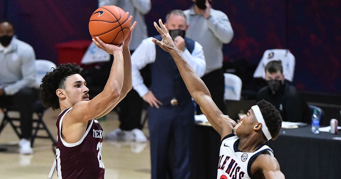 WATCH: Andre Gordon, Quenton Jackson preview upcoming A&M basketball season