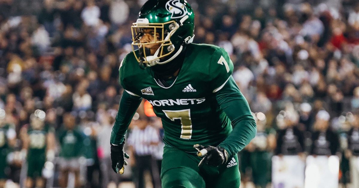BREAKING: Sacramento State Safety Cameron Broussard Commits To The Huskies