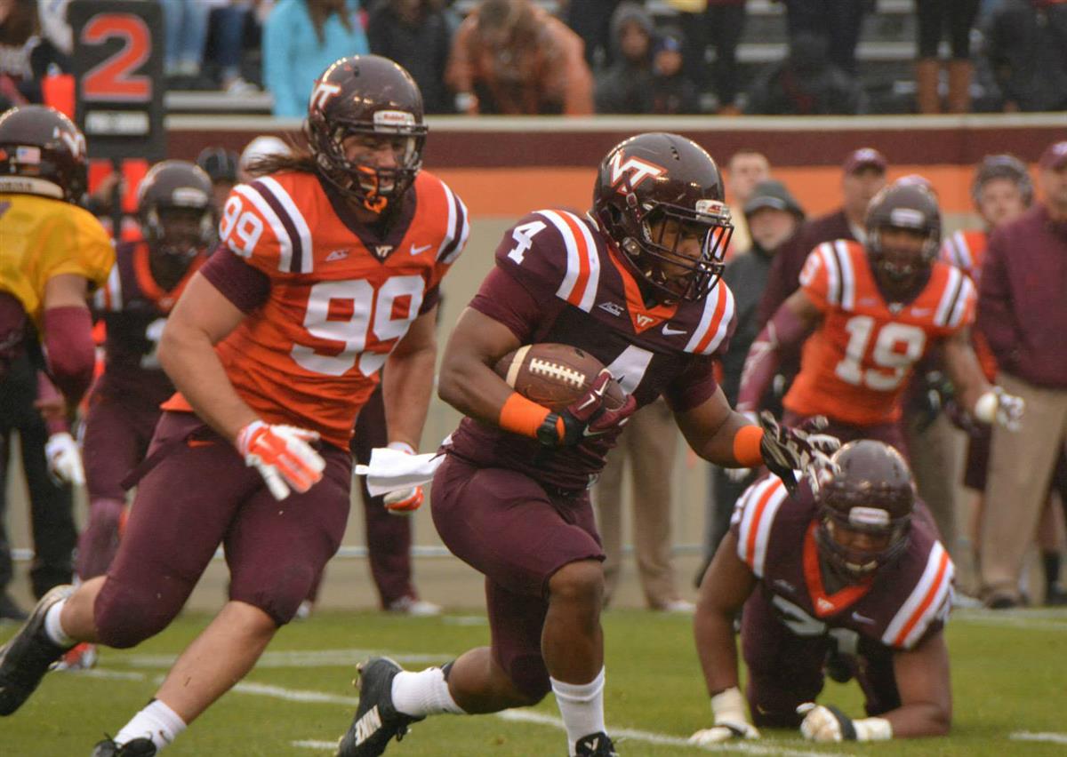 VIDEO: JC Coleman Front Squats 465