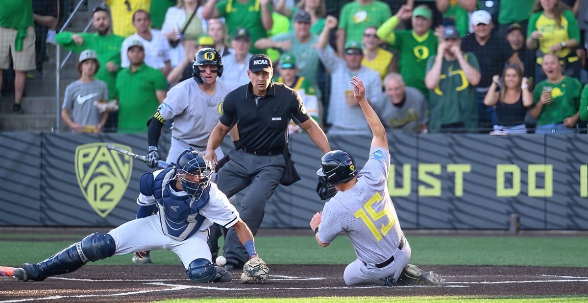 Live Updates: Oregon and Oral Roberts matchup in winner-take-all game three