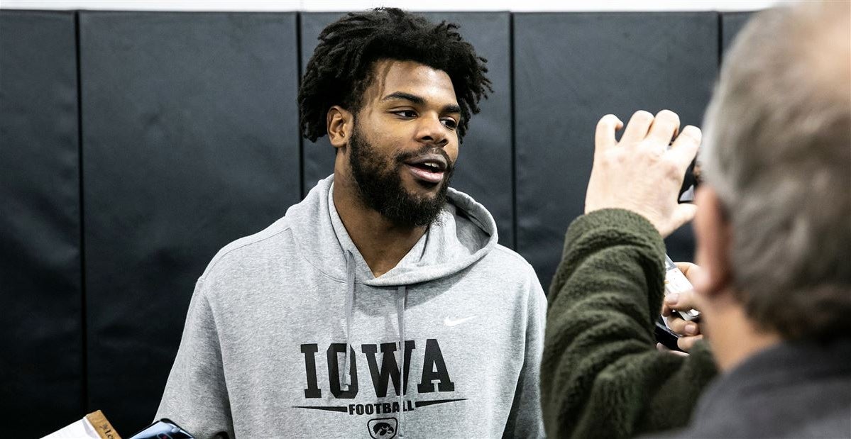 Iowa Football: An early look at the Hawkeyes' top 2025 NFL Draft prospects