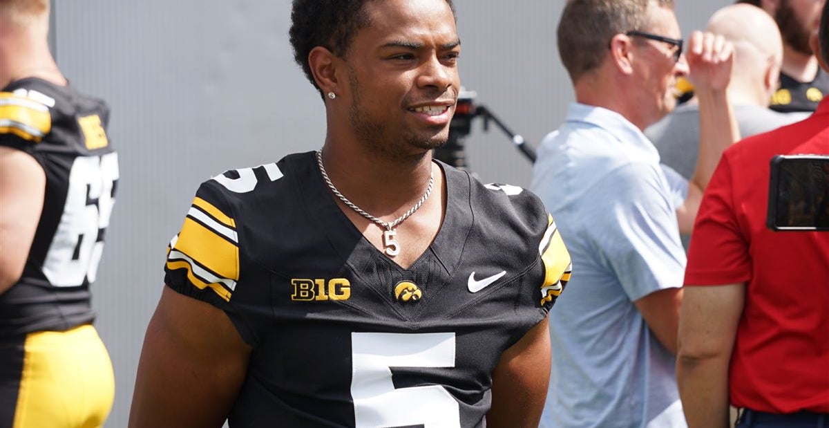 Iowa Football: Hawkeyes release depth chart ahead of Maryland