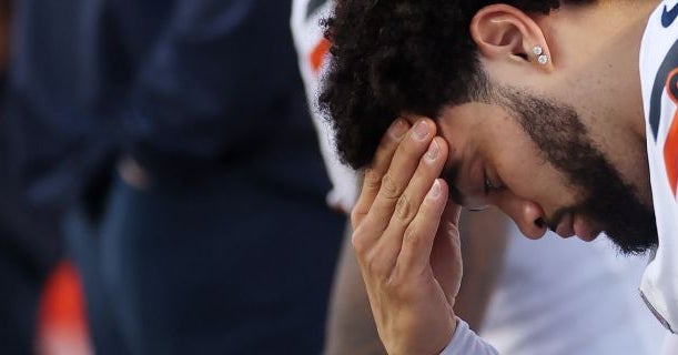 WATCH: Caleb Williams shakes his head in disappointment during Bears ...