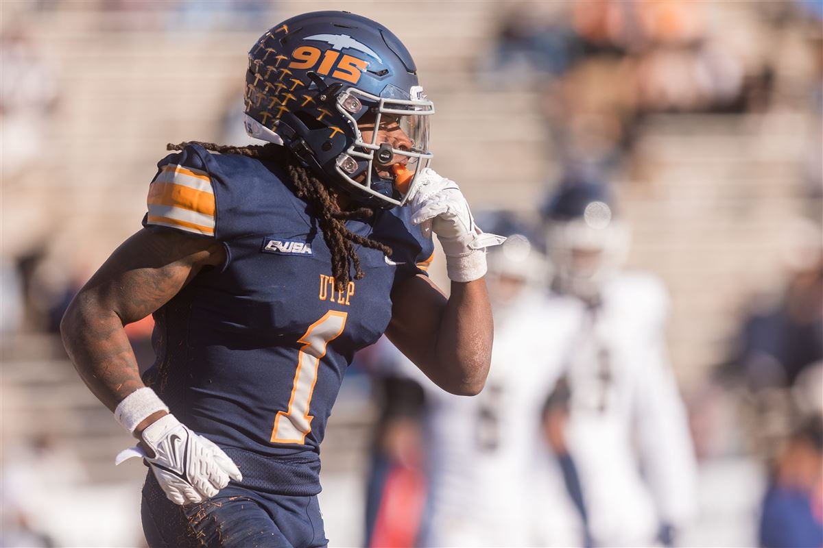 WR Tyrin Smith Brings Next Level Speed to UC