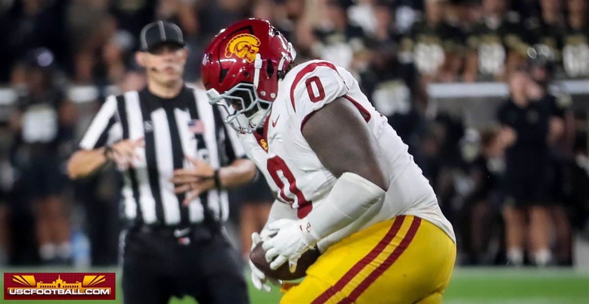 USC 360-pound DT Jamaal Jarrett's touchdown rumble inspires Trojan big men