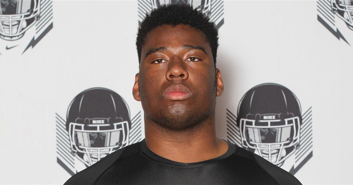 Javier Derritt ready to turn interest into offers, eyeing KU