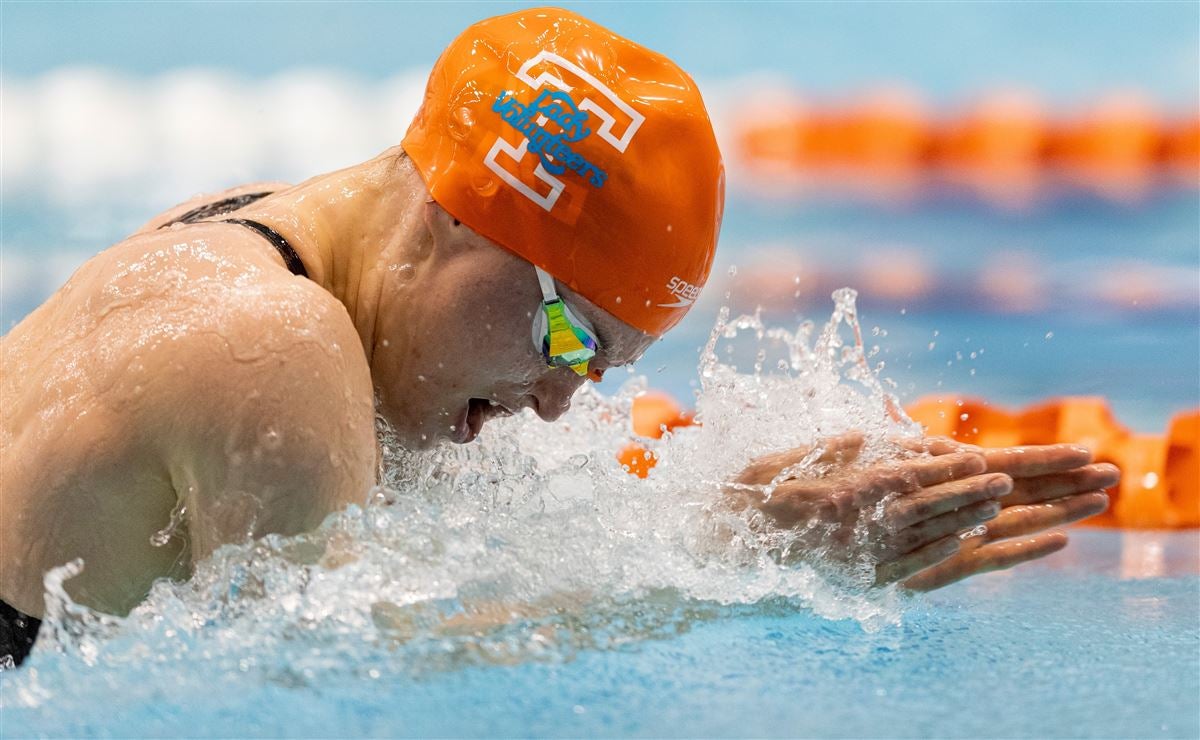 Lady Vols swimming & diving team wins SEC championship